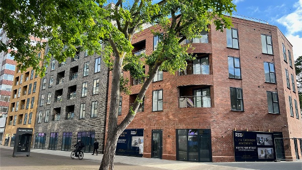 Invest in real estate on a fractional basis | Shojin